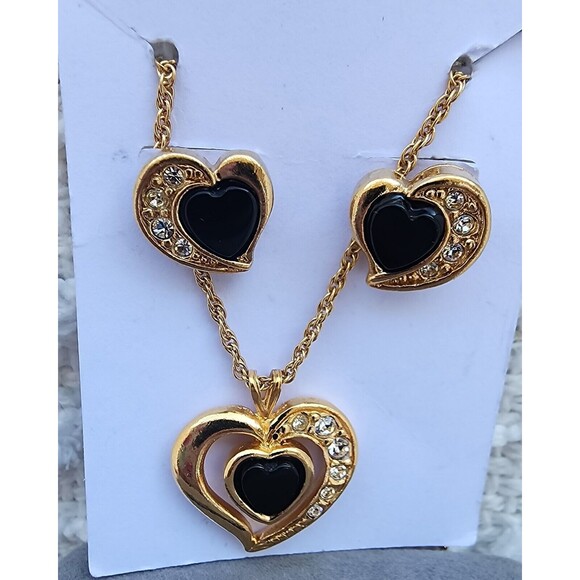 Avon | Jewelry | Vintage Avon Goldtone Heart Blackonyx 3pc Set Sz5 Ring ...